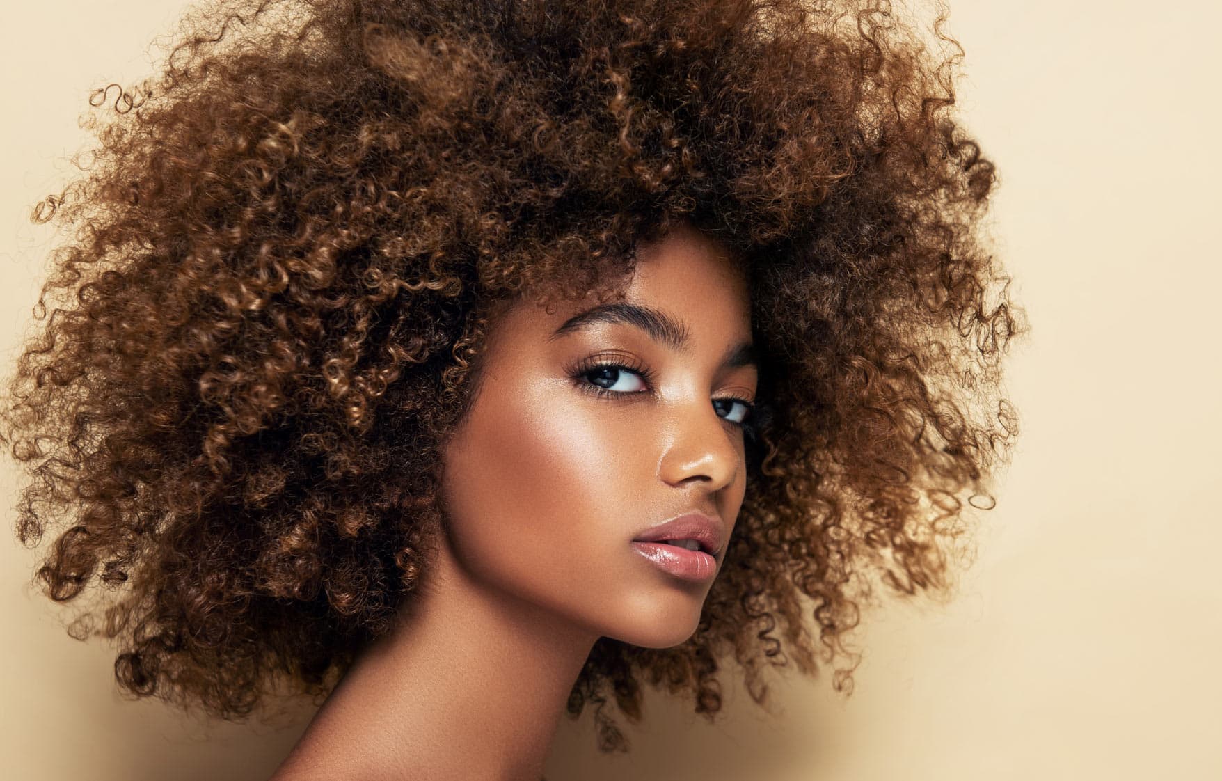 Non-surgical Neck And Jawline Contouring For Women In Tampa
